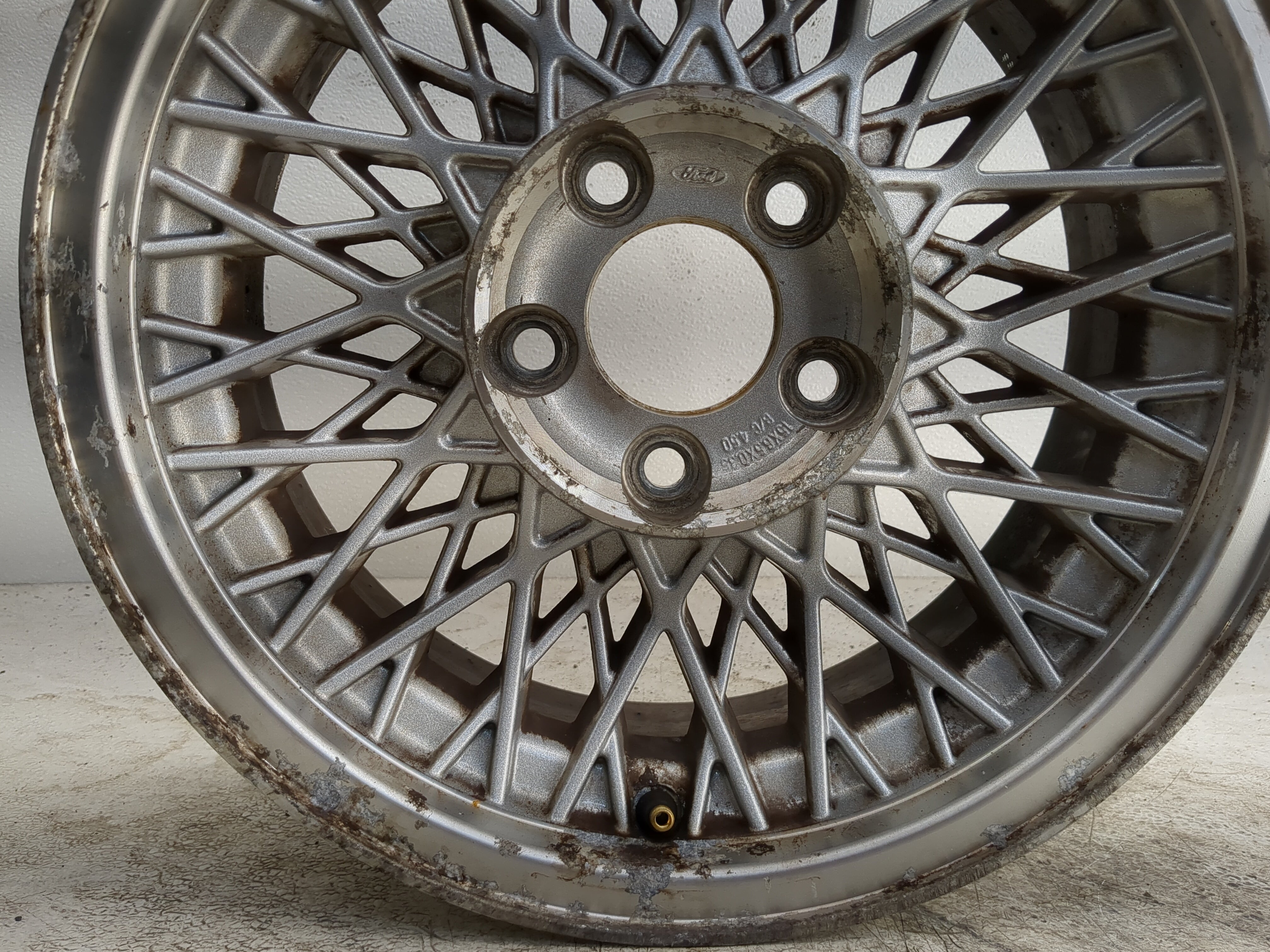 1995-1996 Ford Crown Victoria Oem Wheel Rim – Oemusedautoparts1.com