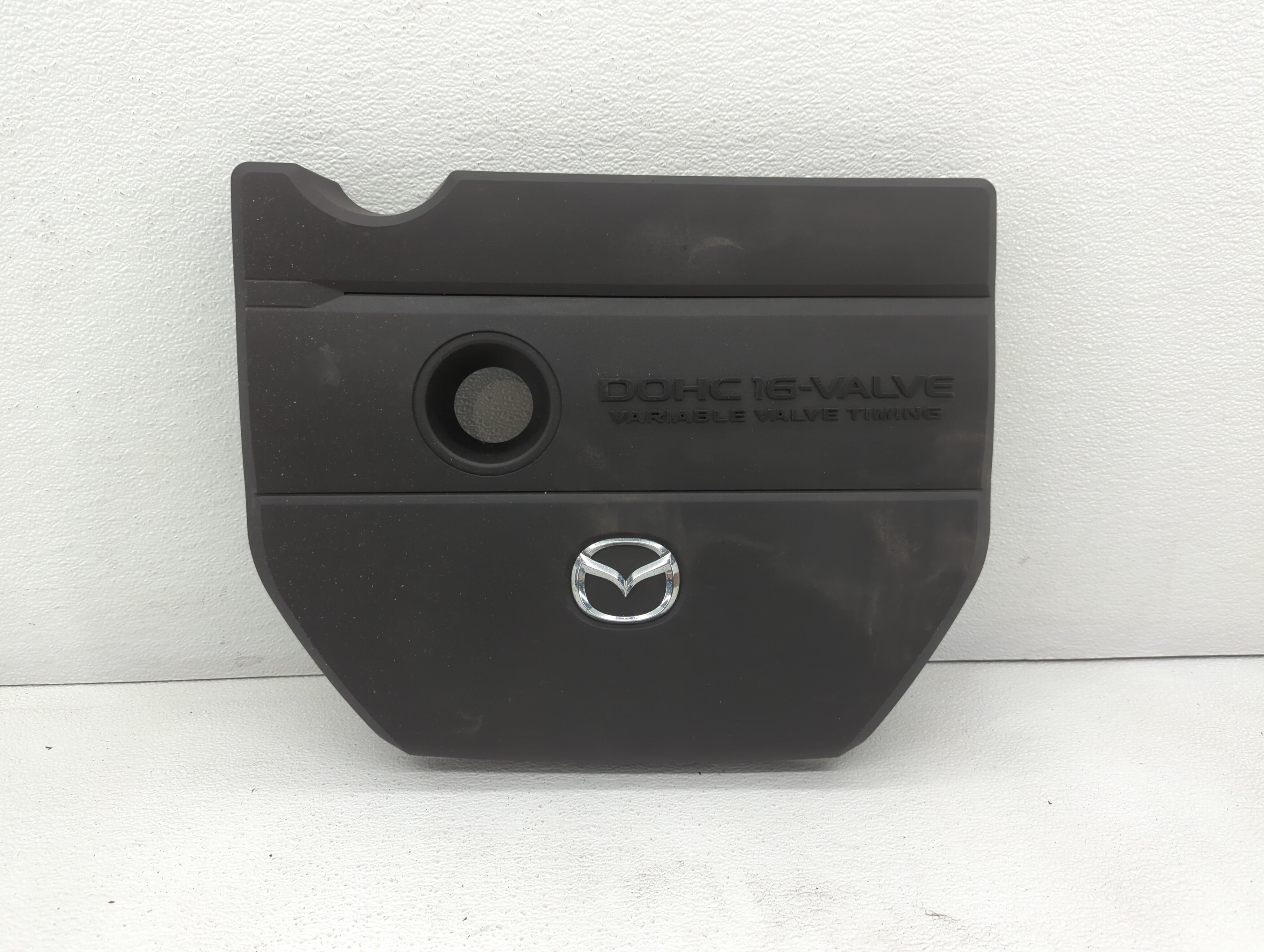 2006 Mazda 3 Engine Cover – Oemusedautoparts1.com