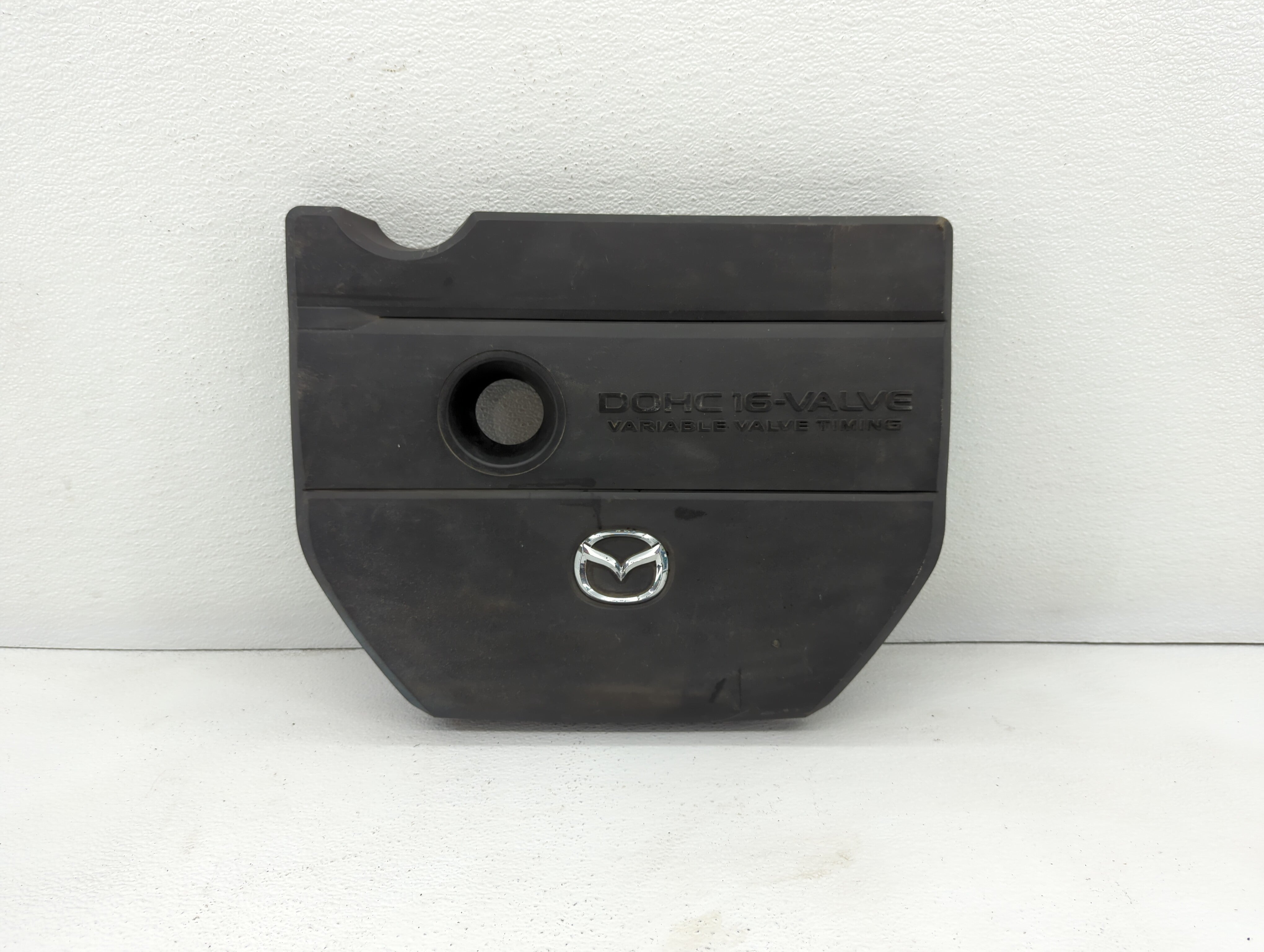 2006 Mazda 3 Engine Cover – Oemusedautoparts1.com