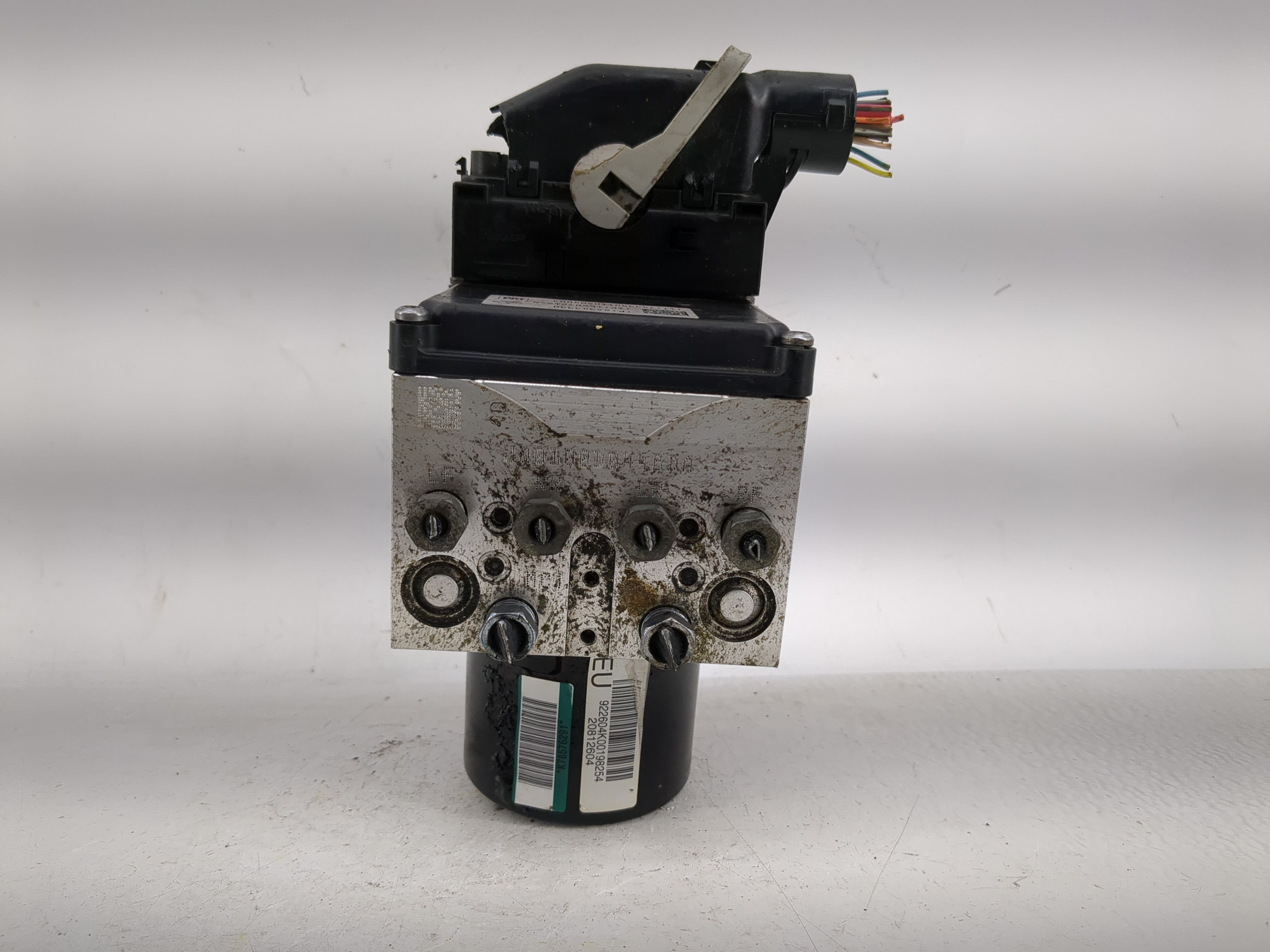 2010 Chevrolet Malibu ABS Pump Control Module Replacement P/N:25949990 ...