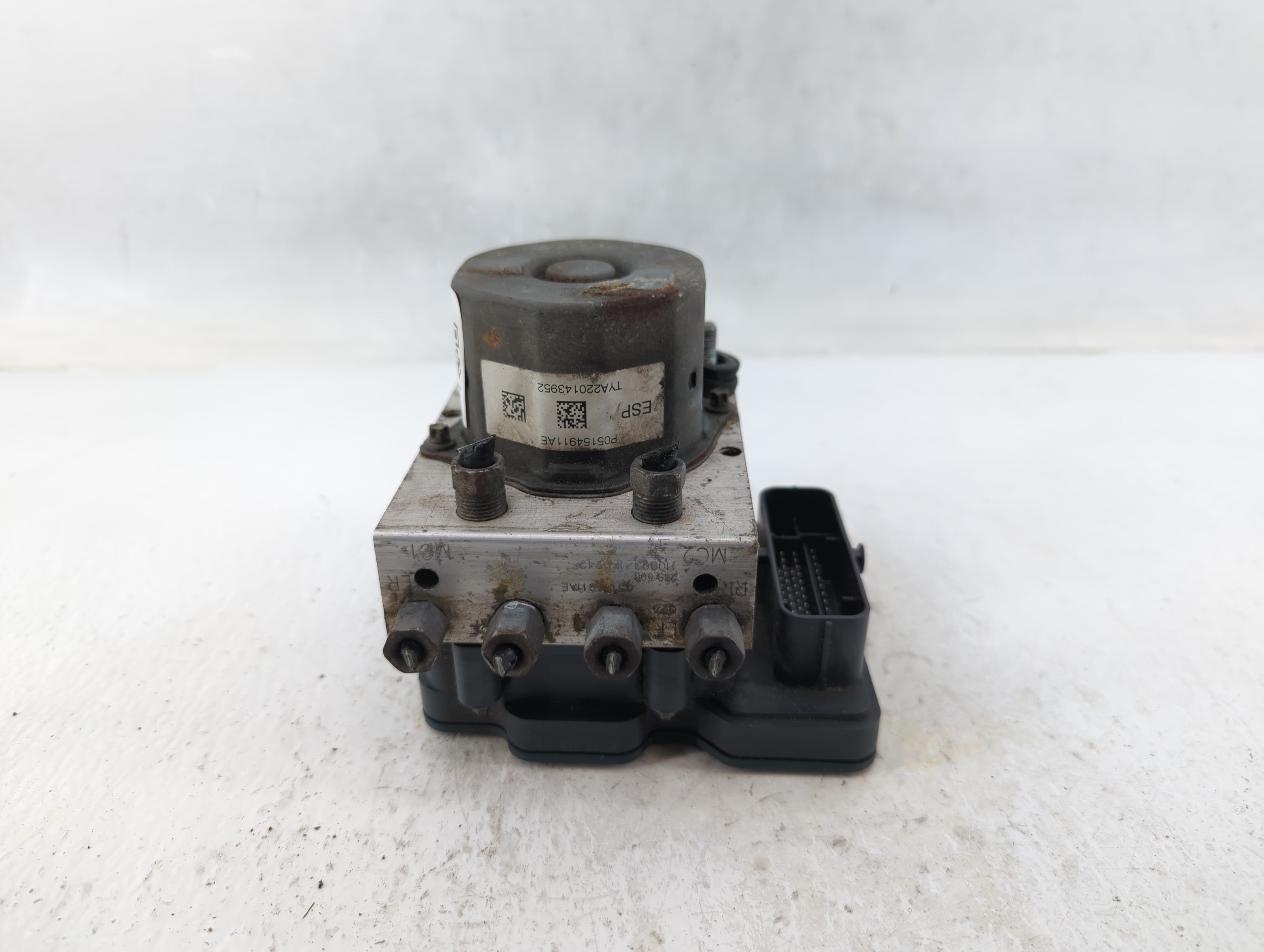 2012 Chrysler Town & Country ABS Pump Control Module Replacement P/N:P ...