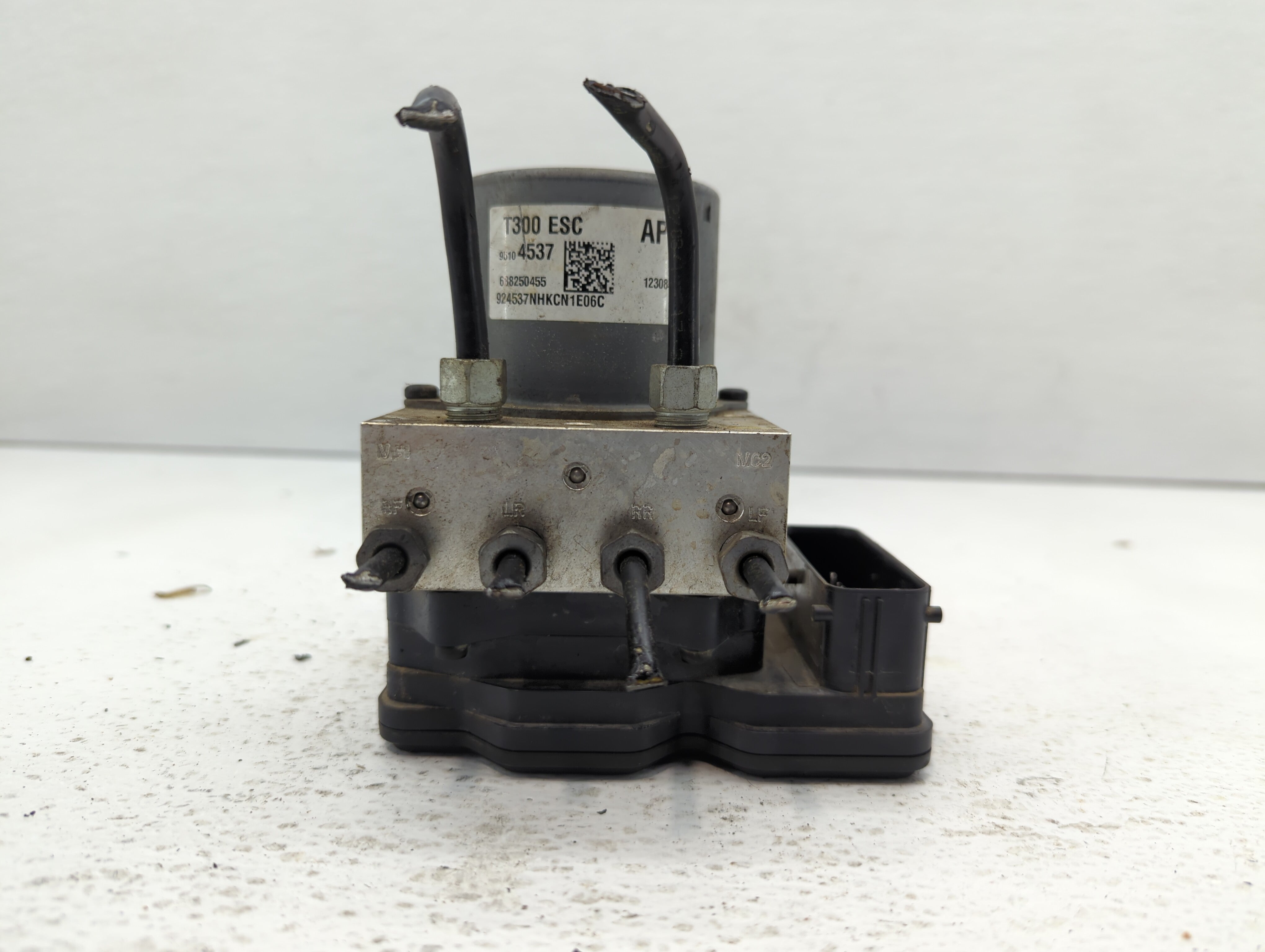 2013 Chevrolet Sonic ABS Pump Control Module Replacement P/N:95104537 ...