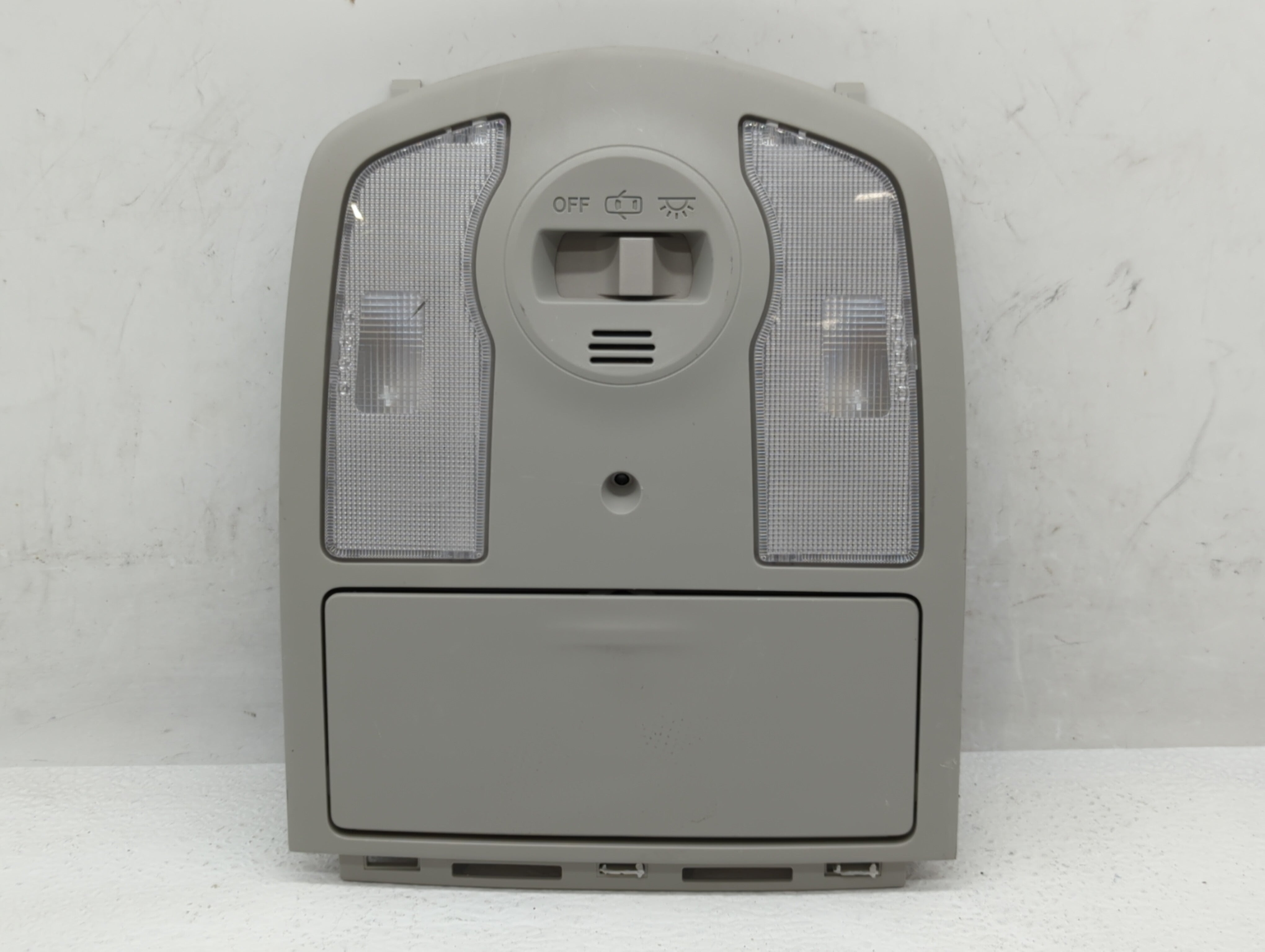 2013 Toyota Prius Overhead Roof Console – Oemusedautoparts1.com