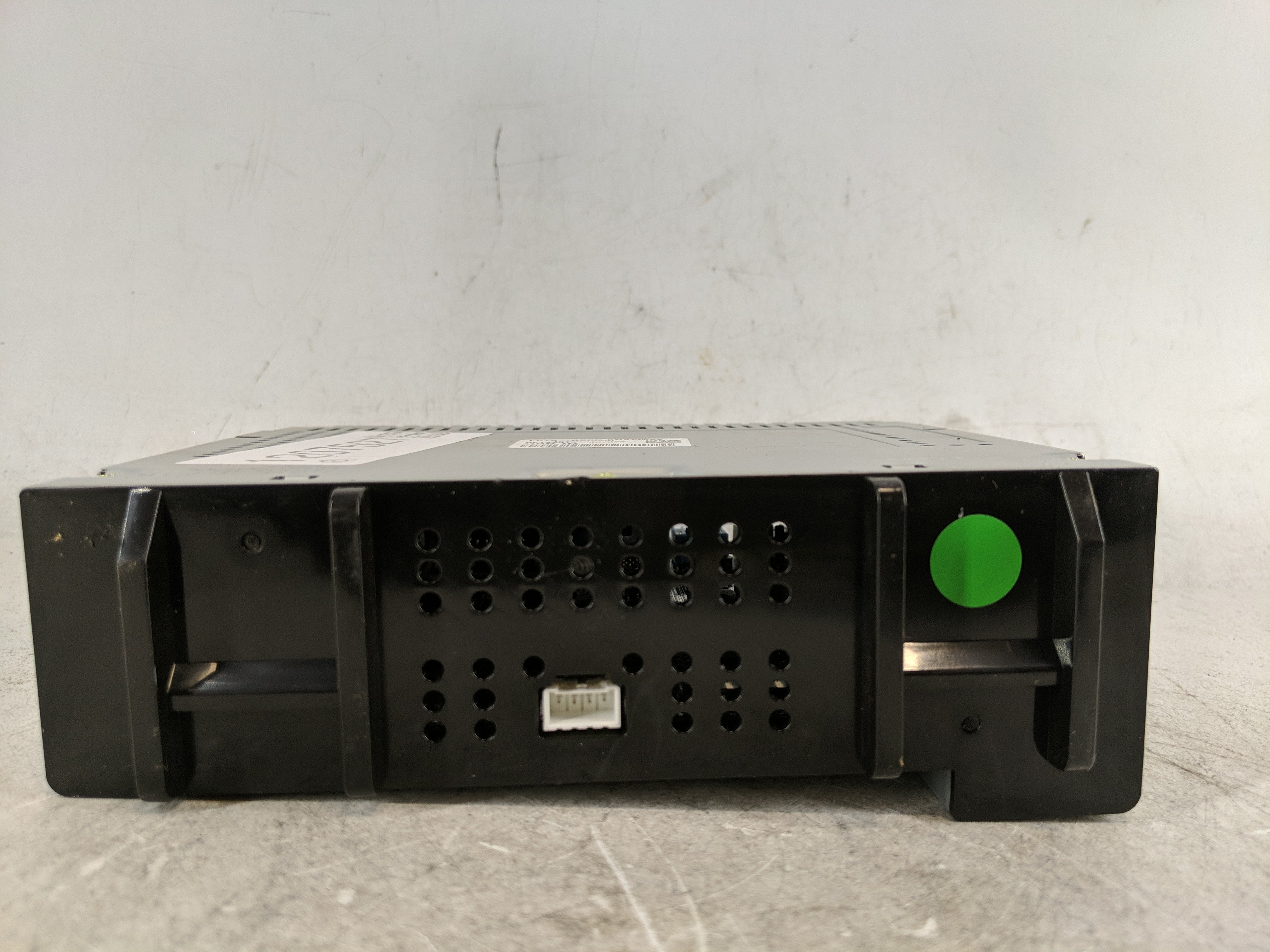 2018 Chevrolet Silverado 2500 Radio AM FM Cd Player Receiver Replaceme ...