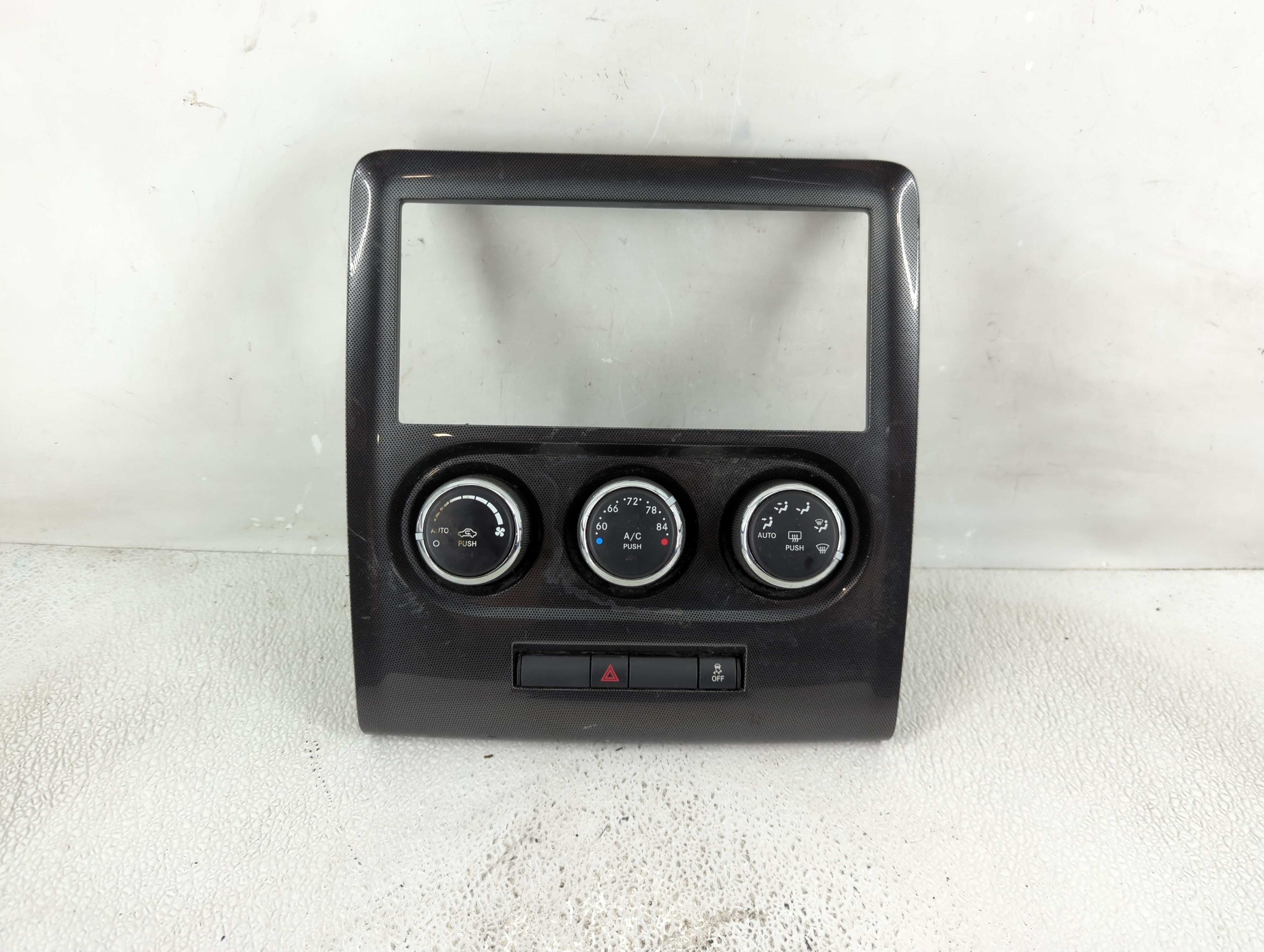 Dodge Challenger Radio Control Panel – Oemusedautoparts1.com