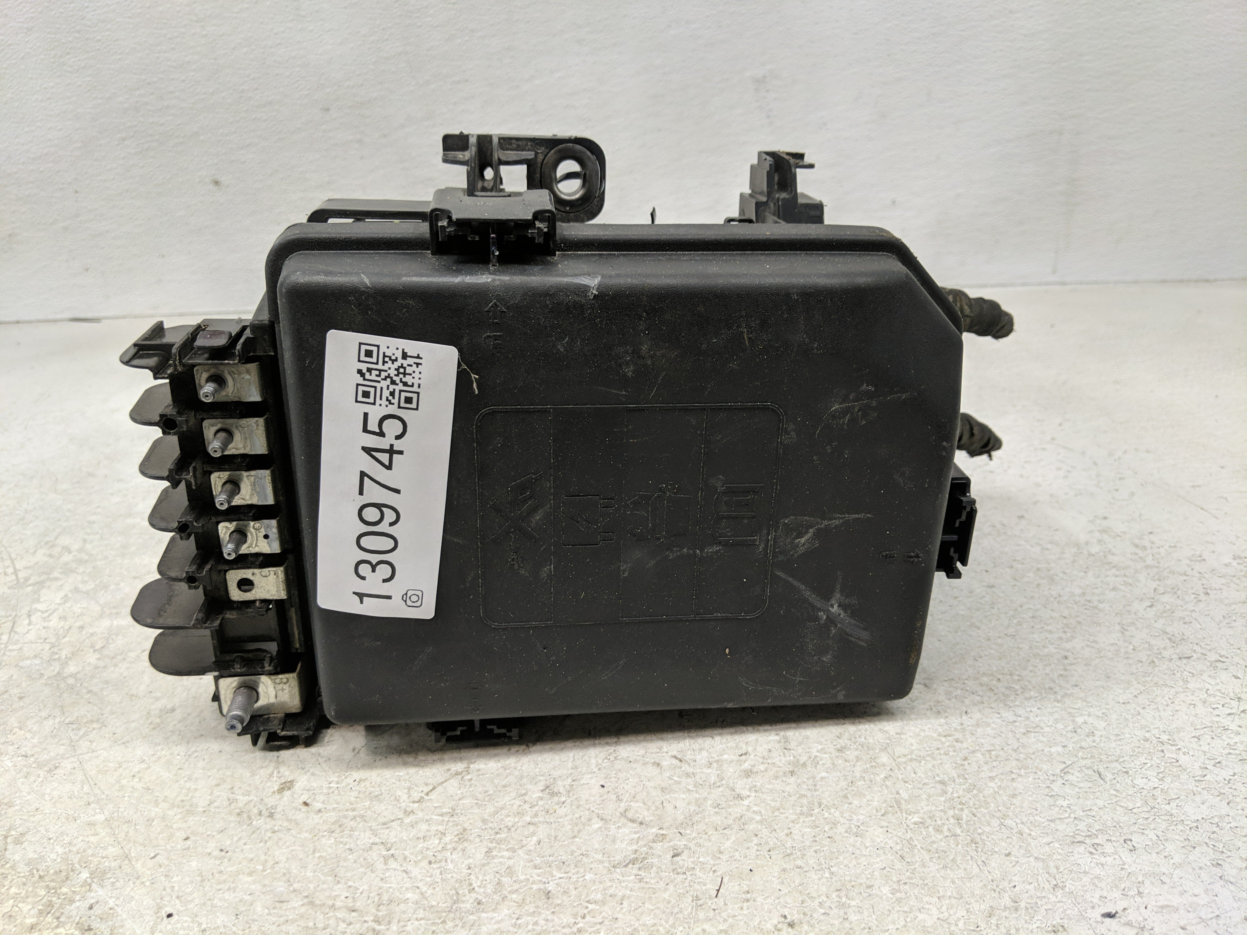 2018-2021 Gmc Terrain Fusebox Fuse Box Panel Relay Module P/N:81246195 ...