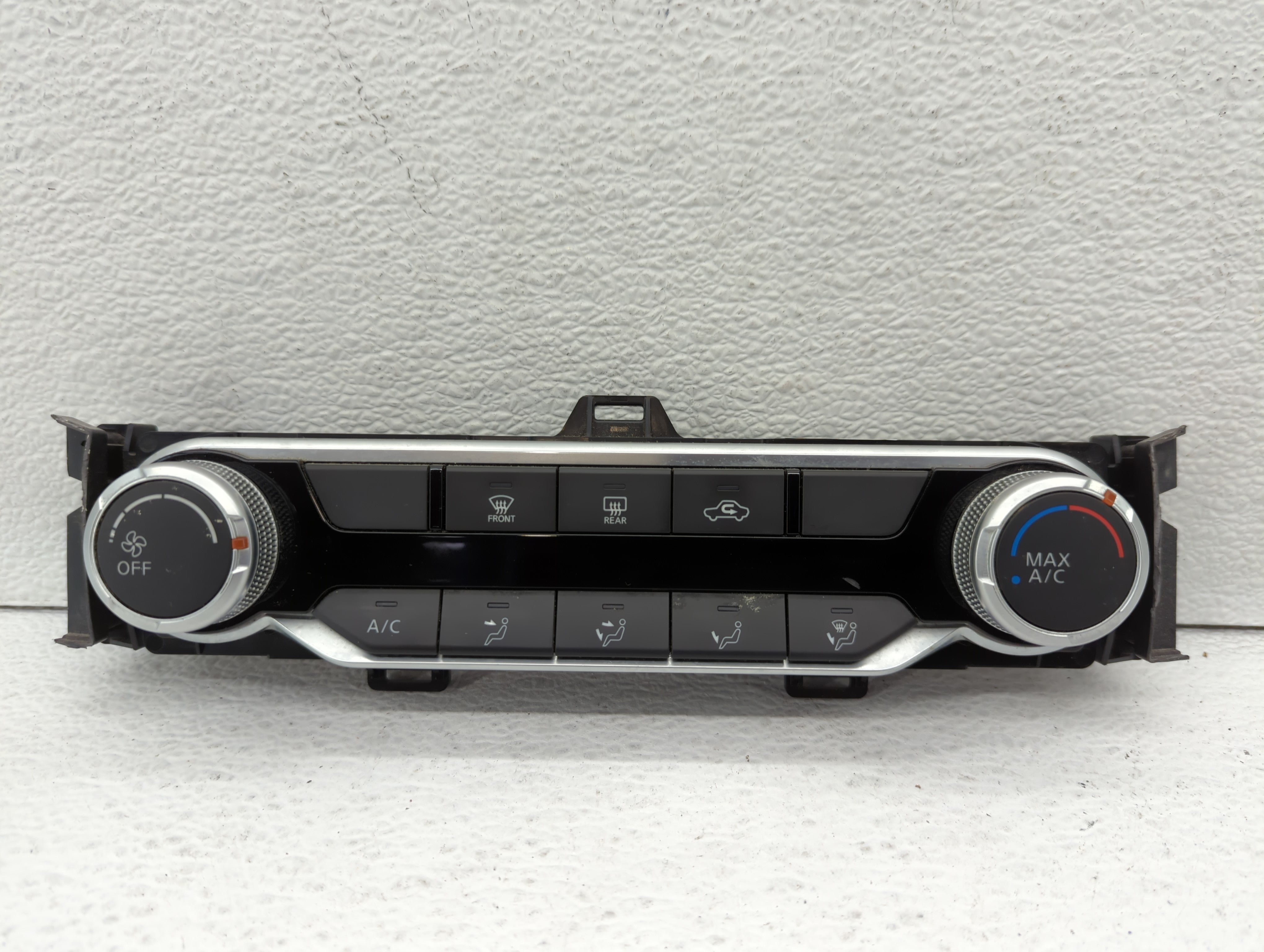 2019-2022 Nissan Altima Climate Control Module Temperature AC/Heater R ...