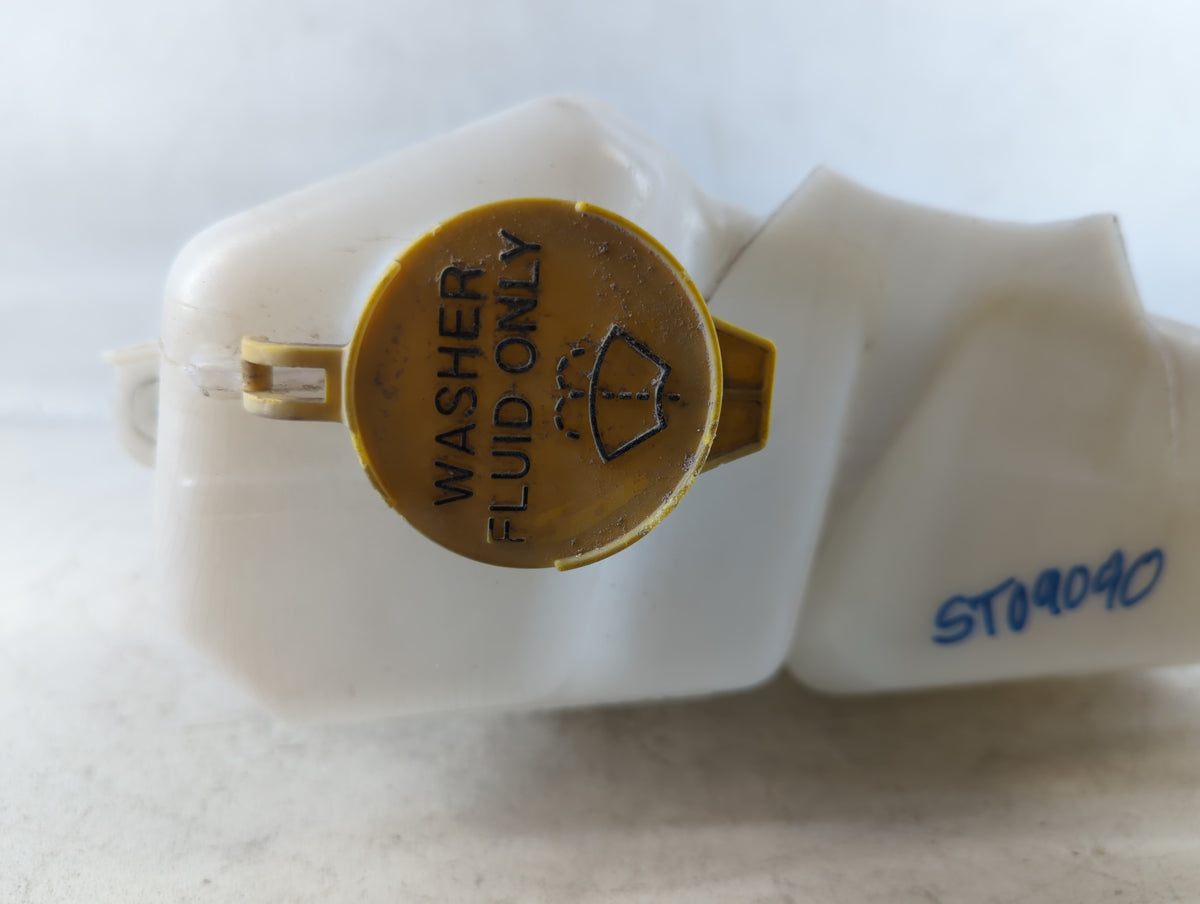 2004-2008 Dodge Ram 1500 Windshield Washer Fluid Reservoir Bottle Oem ...