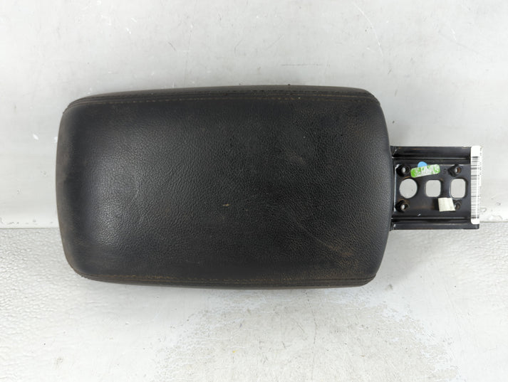 2013 Ford Focus Center Floor Console Fits OEM Used Auto Parts ...